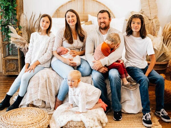 About Navigating Parenthood - Navigating Parenthood About Navigating Parenthood - Navigating Parenthood